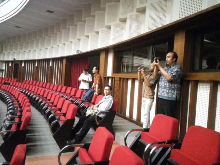 Survey Auditorium Driyarkara Sanata Dharma – Adi Utarini
